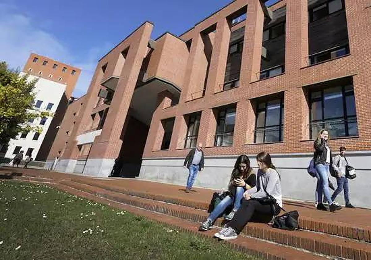 La simpática ilusión de un universitario al que le suspendieron un examen | El Diario Vasco
